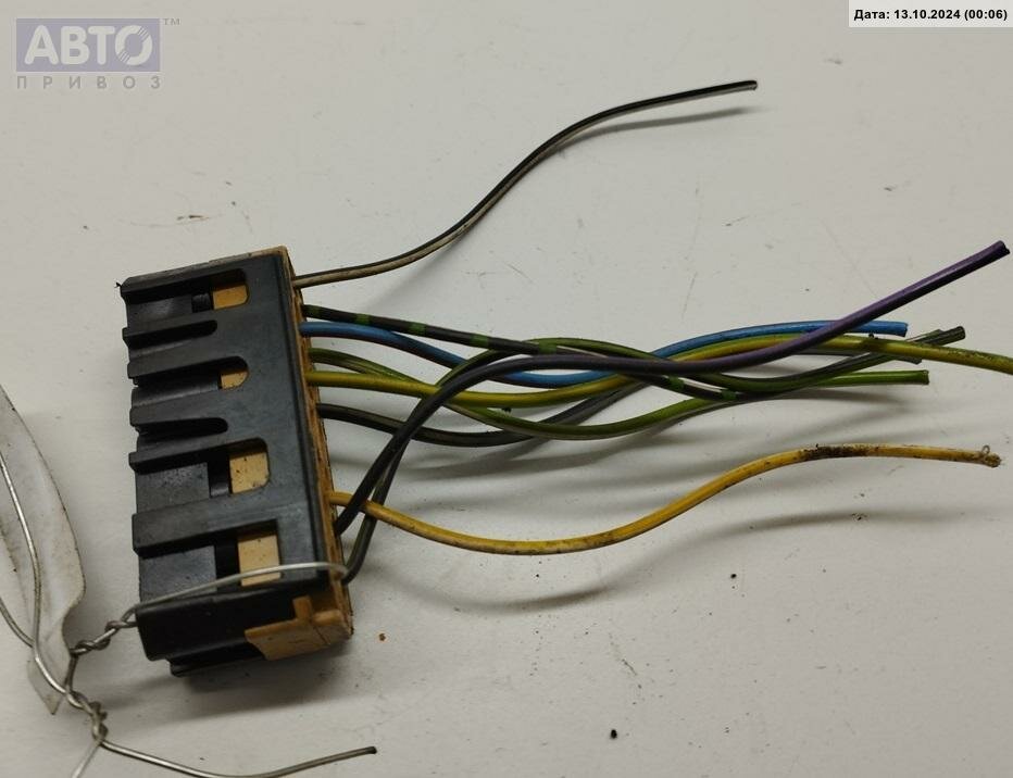 Разъем (фишка) проводки Audi A4 B5 (1994-2001)