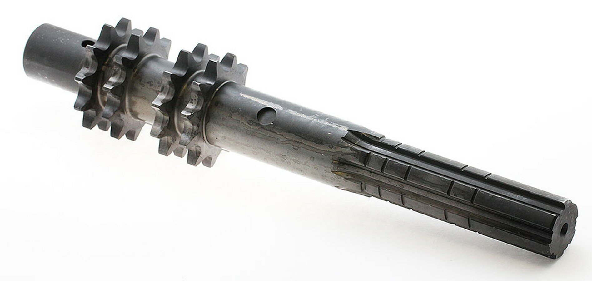 Вал передачи крутящего момента от КПП на цепную передачу с двумя двойными звездами, для мод. с классической КПП (810-59) (10236569)