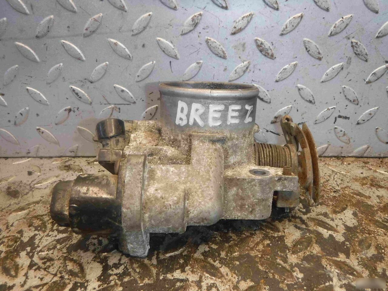 Заслонка дроссельная механическая LIFAN Breez (520) 520 (2005—2014) LBA1132100