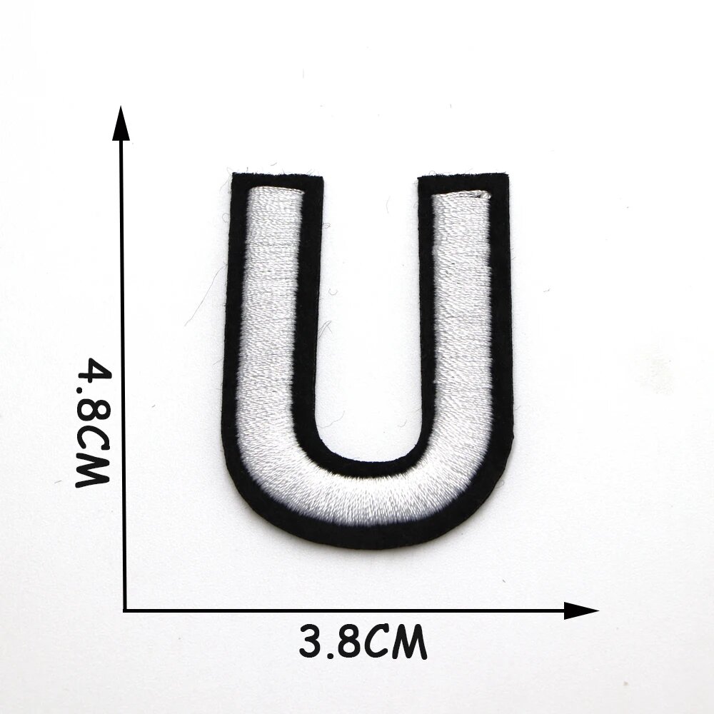 Нашивка буква U черная 4.8x3.8 см