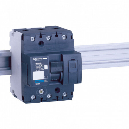 Выключатель автоматический трехполюсный 40A D NG125L 18853 Schneider Electric