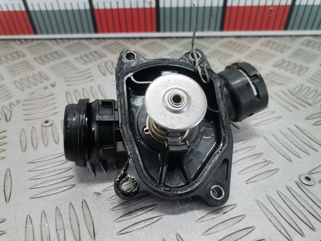 Корпус термостата BMW 5-Series (E39) 11512354056 арт. 2157189