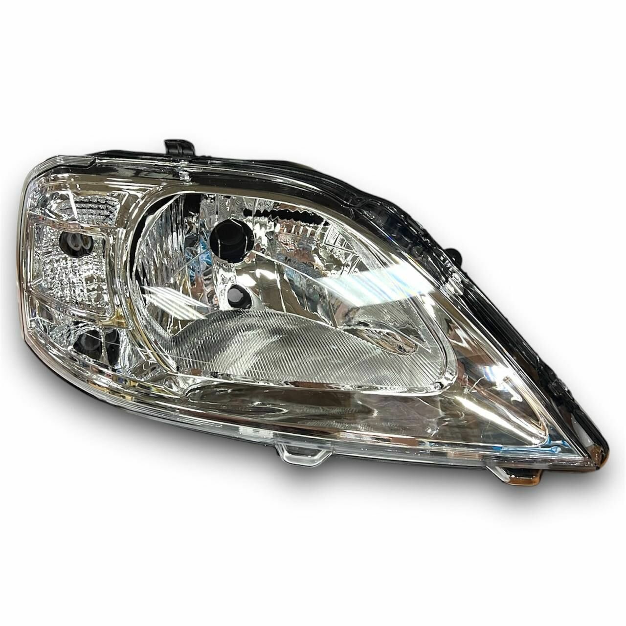 Фара передняя правая под корректор Renault Logan c 2009-2016, LADA Largus Cross c 2014-2021, LADA Largus c 2012-2021 ( Рено Логан, Лада Ларгус )