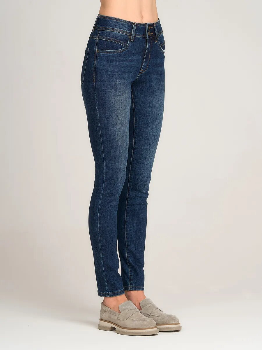 Джинсы скинни 