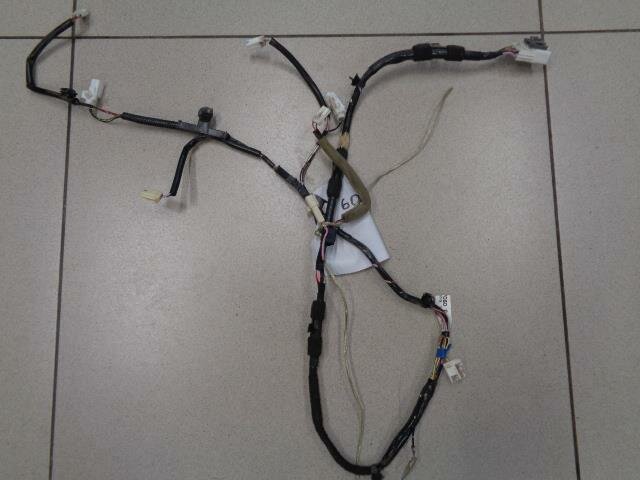 Проводка двери багажника от Mazda CX-7 2006-2012