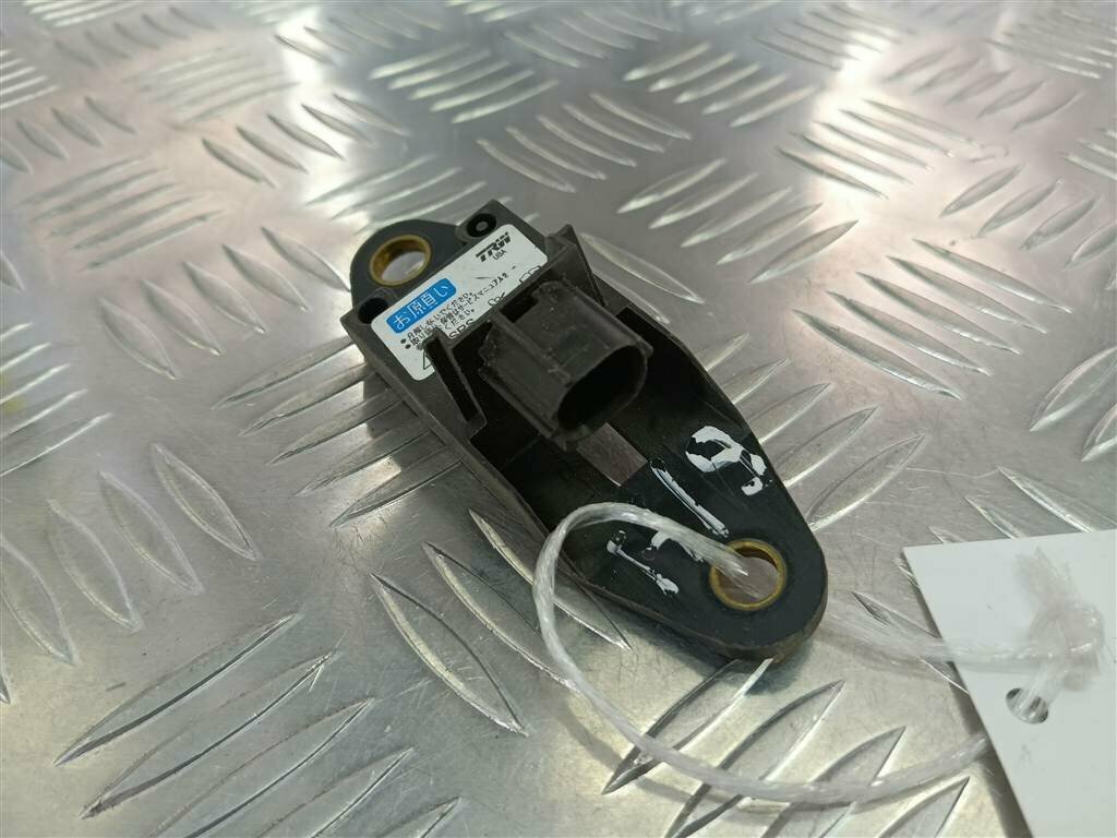 Датчик удара (AIR BAG) Б/У для HONDA 77970SEDJ82