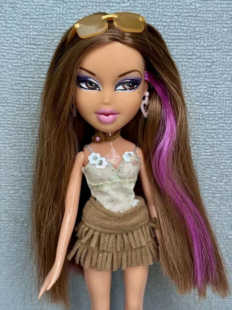 Куклы Братц Bratz коллекционные, 25 см, модные без упаковки (наряды и аксессуары!) для девочек