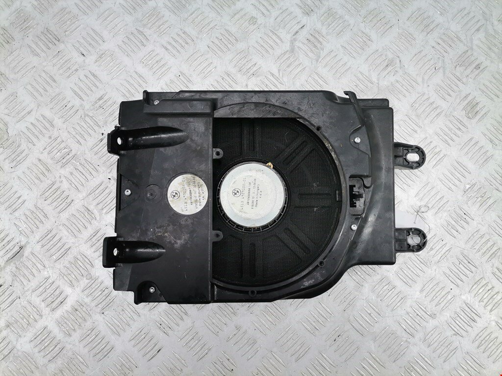 Сабвуфер BMW 7-Series (E65/E66) 65136929100 арт. 1788522