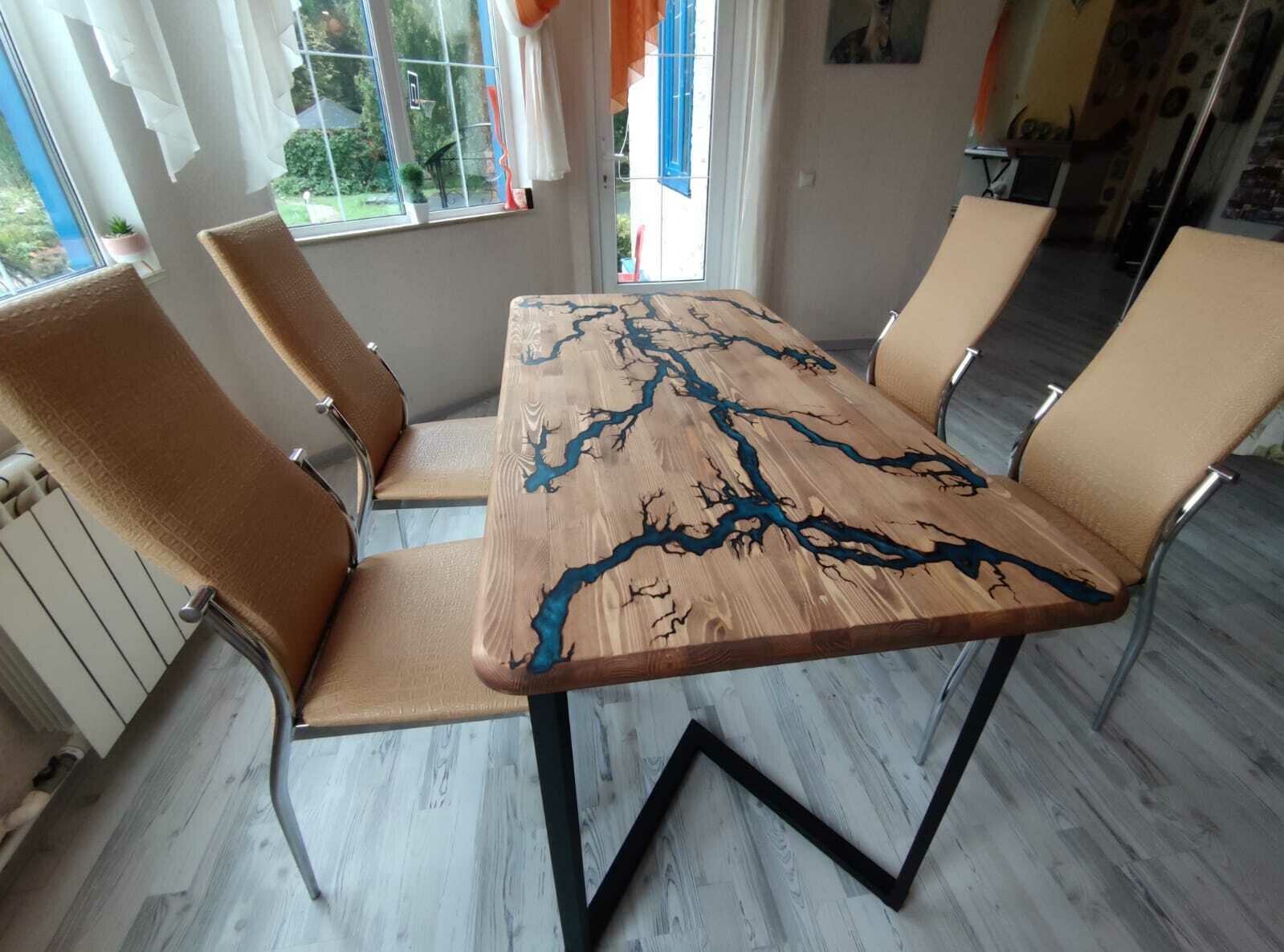 Обеденный стол 150 золотой дуб и синие молнии