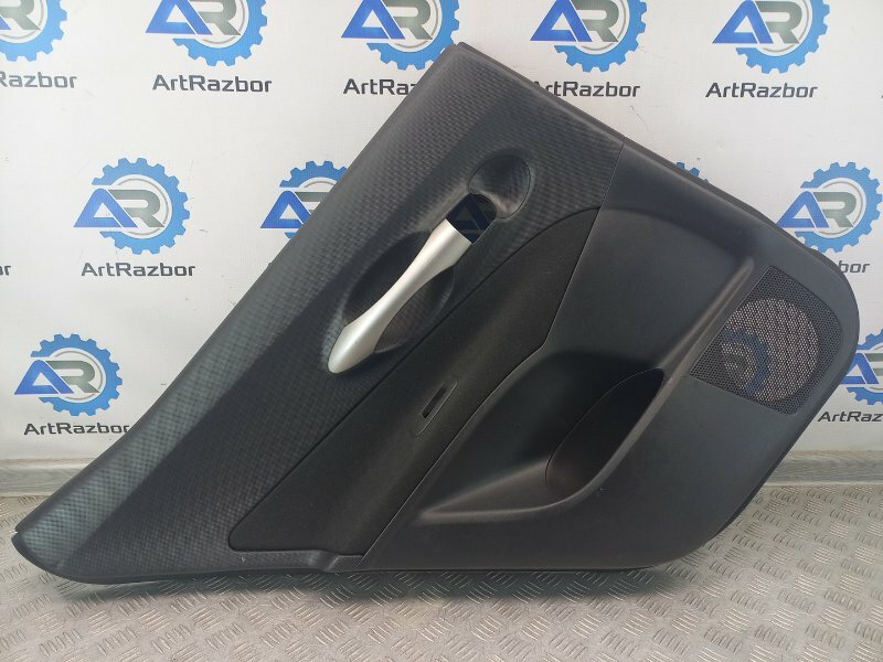 Б/У Обшивка двери задней левой Toyota Auris 1 E15 / Тойота Аурис 1 E15 1.6 1ZR 124Л.С 2007