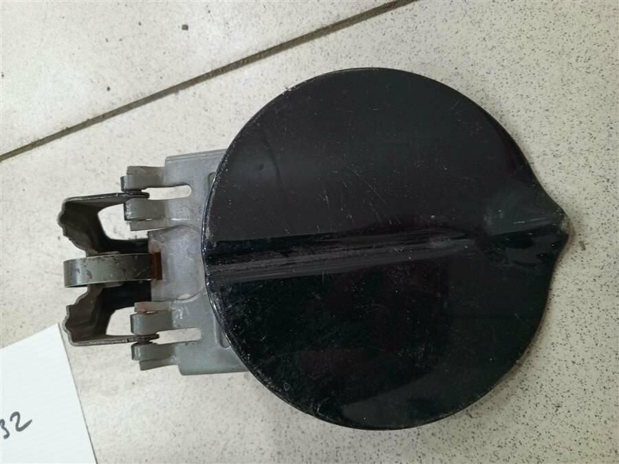 Лючок бензобака от Chrysler PT Cruiser 2000-2010