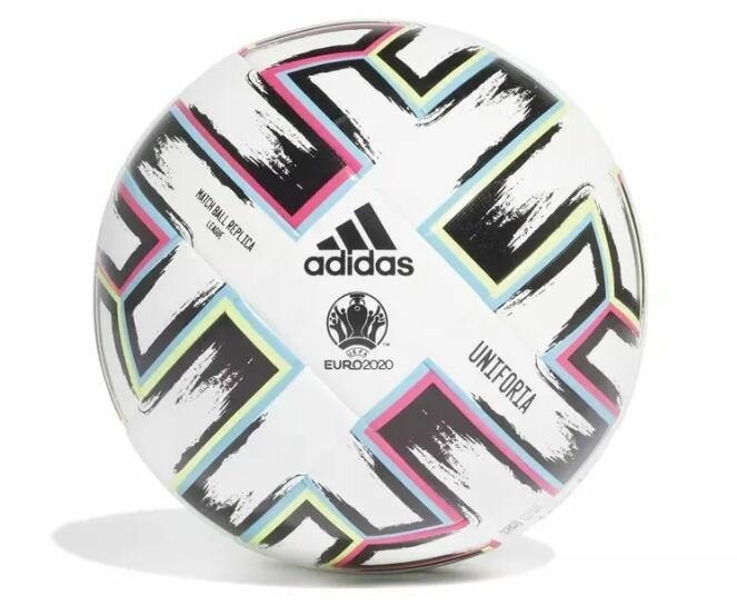 Футбольный мяч