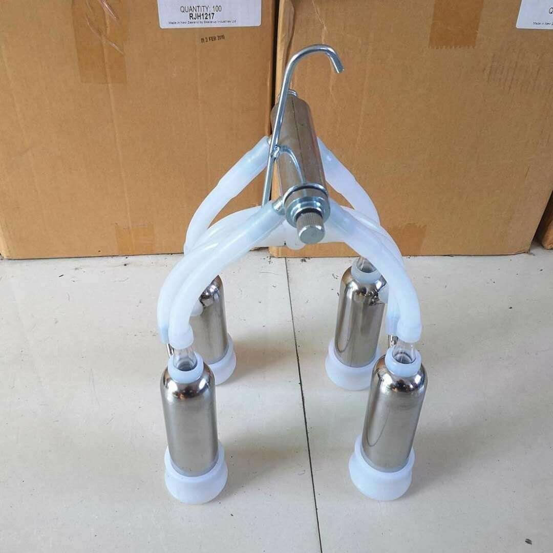 Вакуумный поршневой доильный аппарат для доения коров комплект доильных стаканов