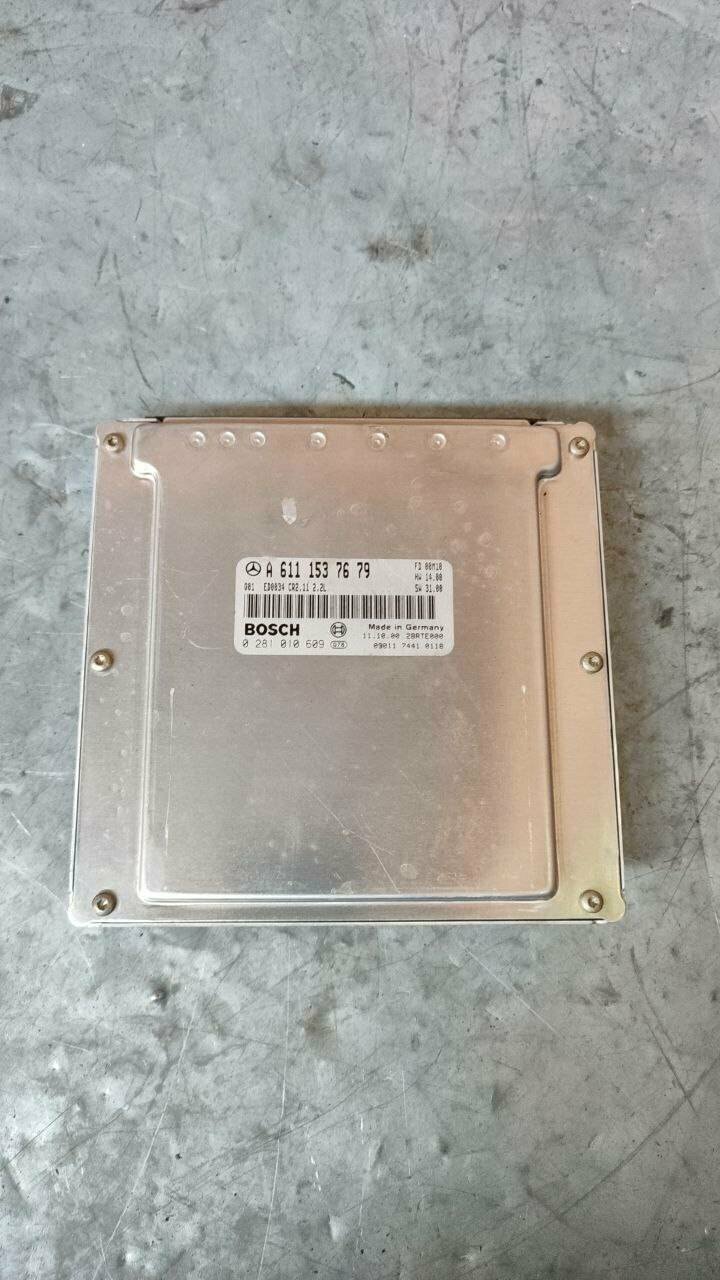 Блок управления двигателем Mercedes-Benz C W203 (2000 - 2004) A6111537679