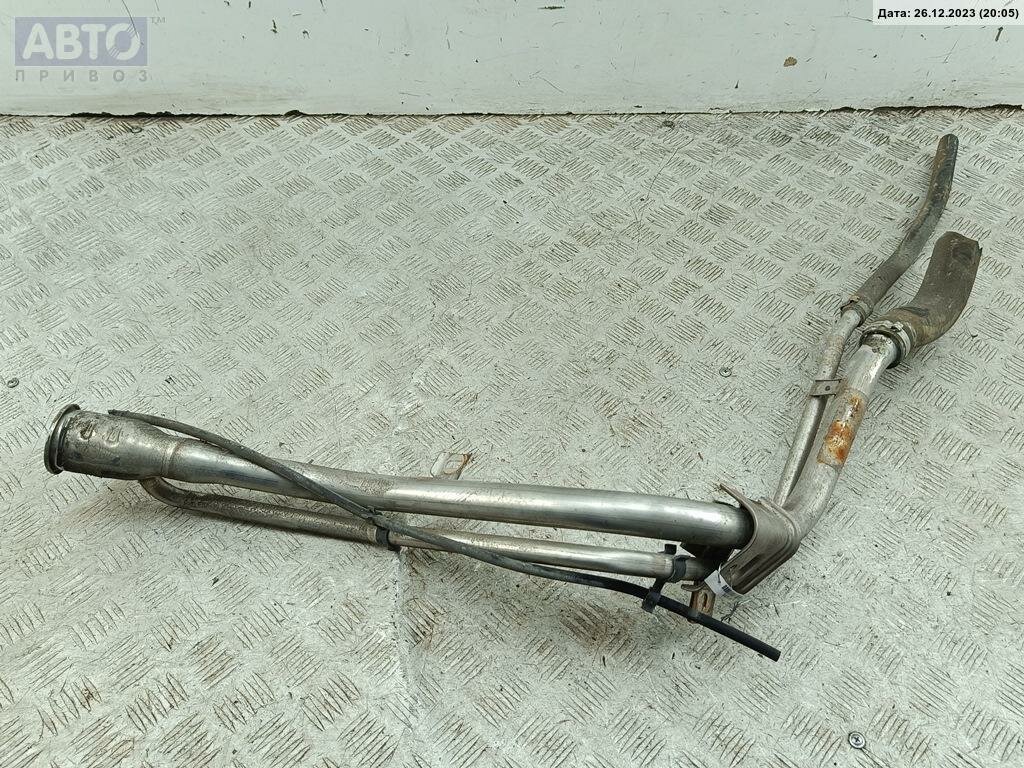 Горловина топливного бака Ford C-Max