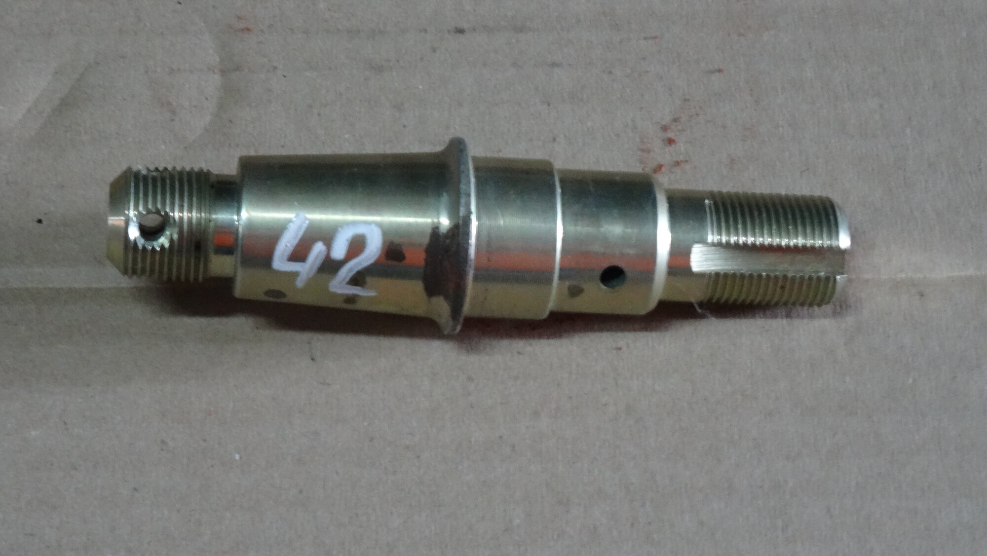 Палец управления рулевого МТЗ-900