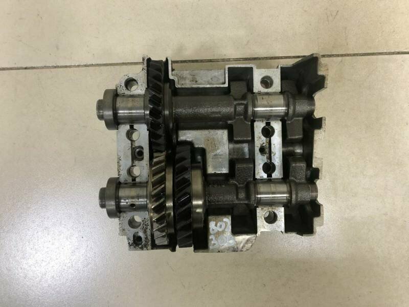 Вал балансирный Geely Atlas 2016 кат.номер: 1016052649 1042002000