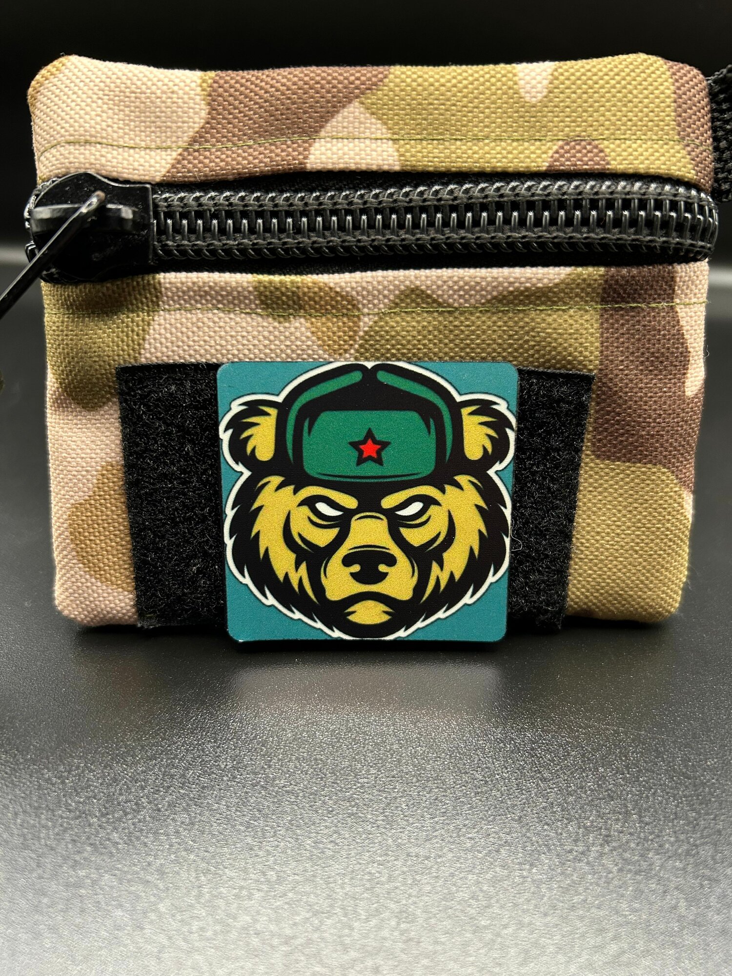 Патч - светлячок, шеврон светящийся в темноте 5*5 см "Медведь в шапке"