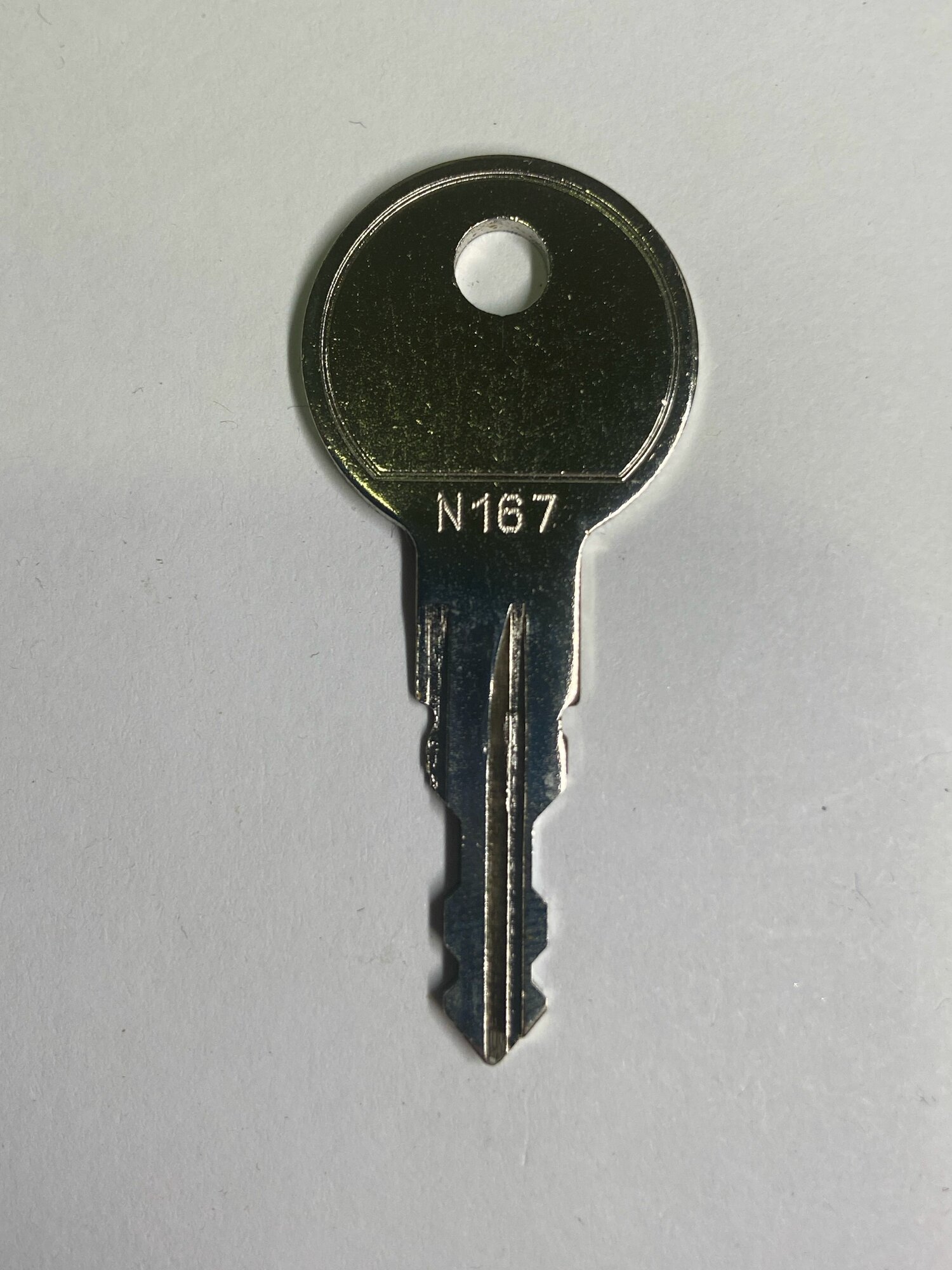 Ключ для багажника Thule N167
