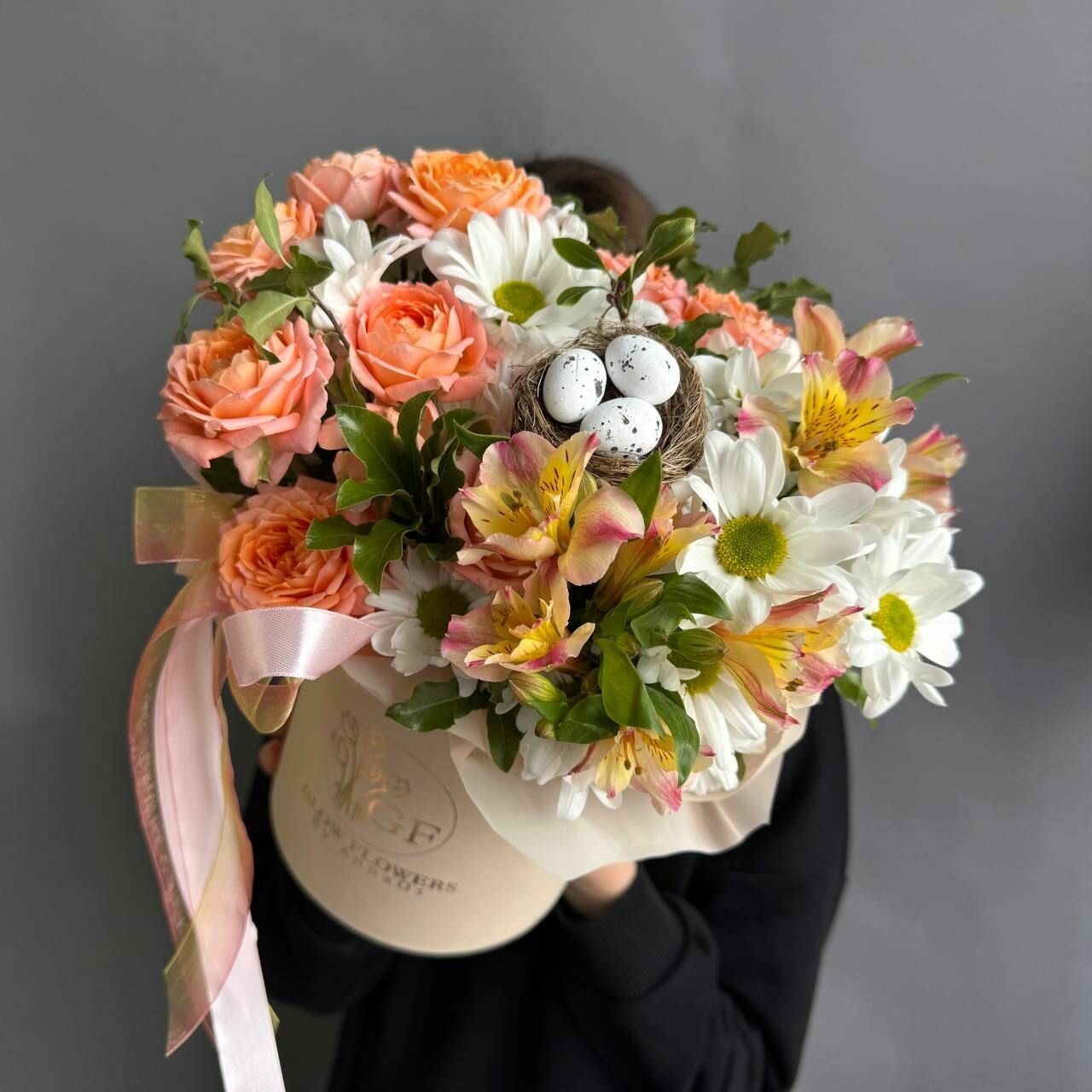 Цветы в коробке, Пасхальная композиция, цветы с доставкой, цветы в коробке