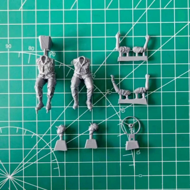 Набор для сборки модели грузовика JIJIE 1/35 из резины