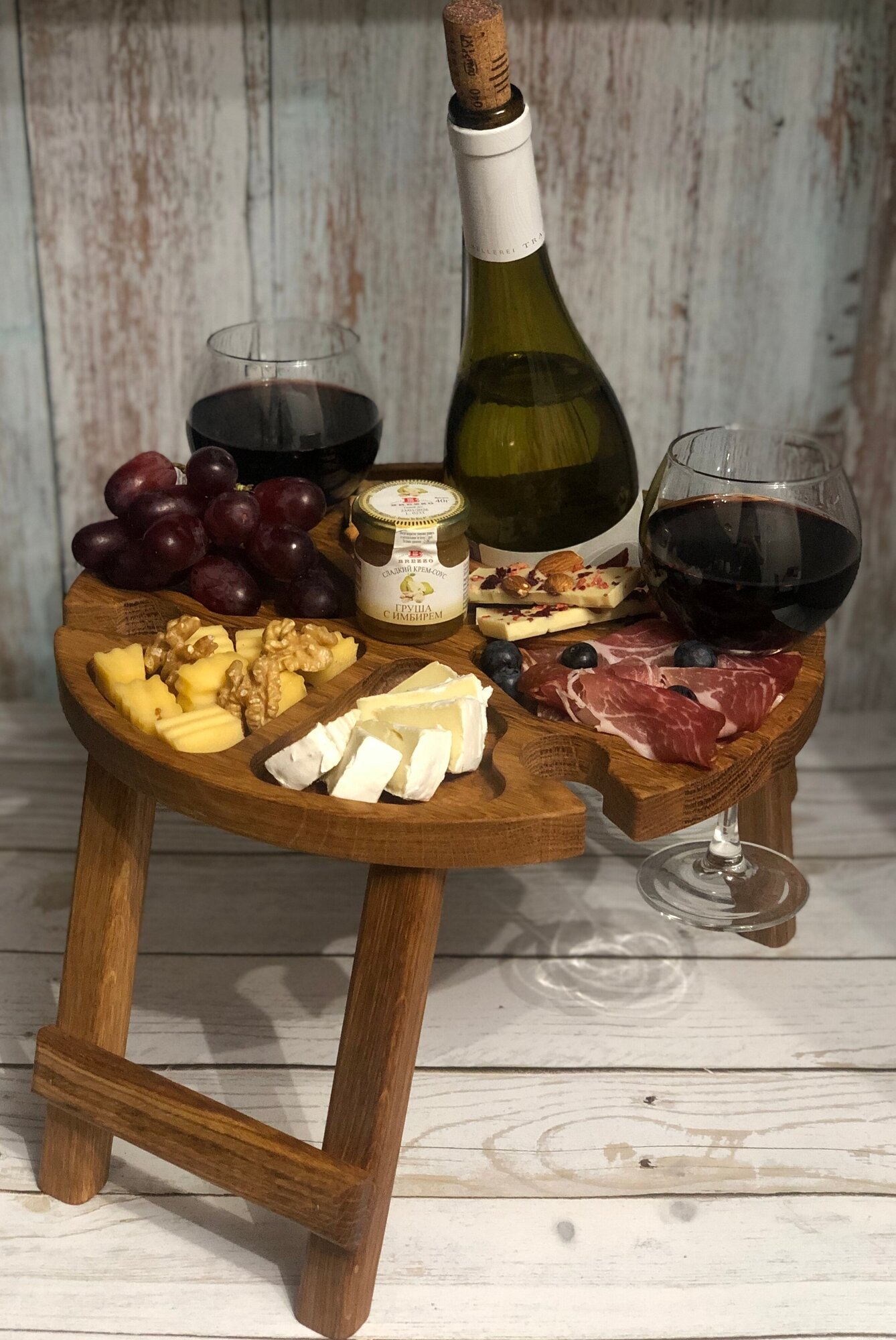 Винный столик