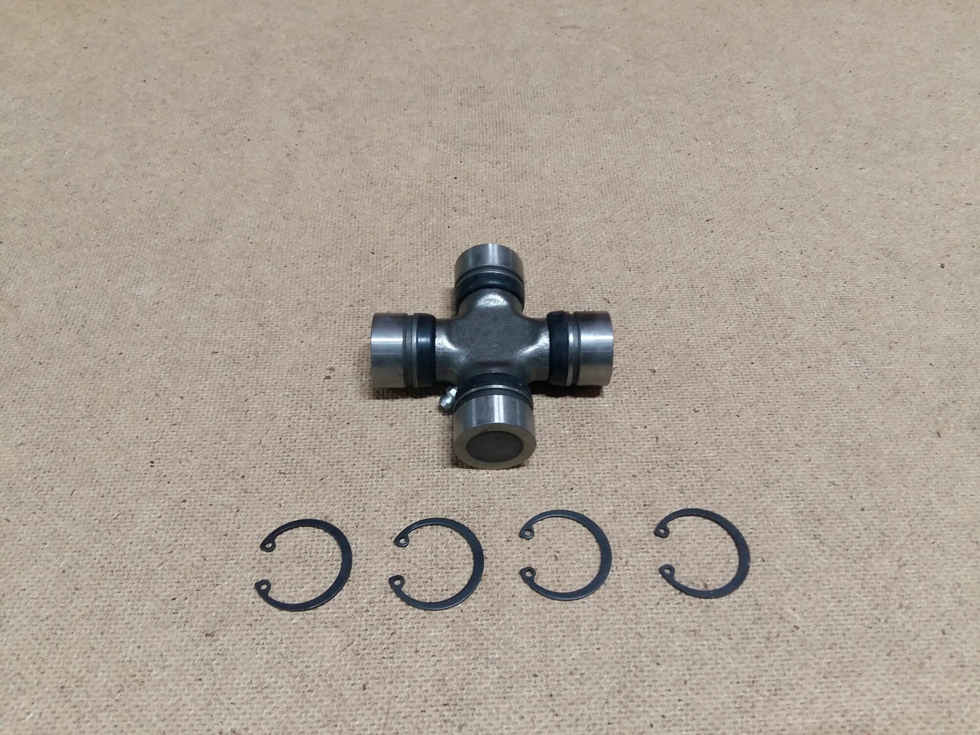 Крестовина заднего карданного вала в сборе 4/4 HOVER, SAFE d27 l82 (2201300-K00-A1)