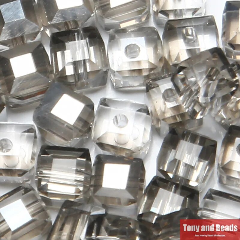 Хрустальные бусины Tony and Beads 4 мм 17 цветов Серебряный, Clear Gray