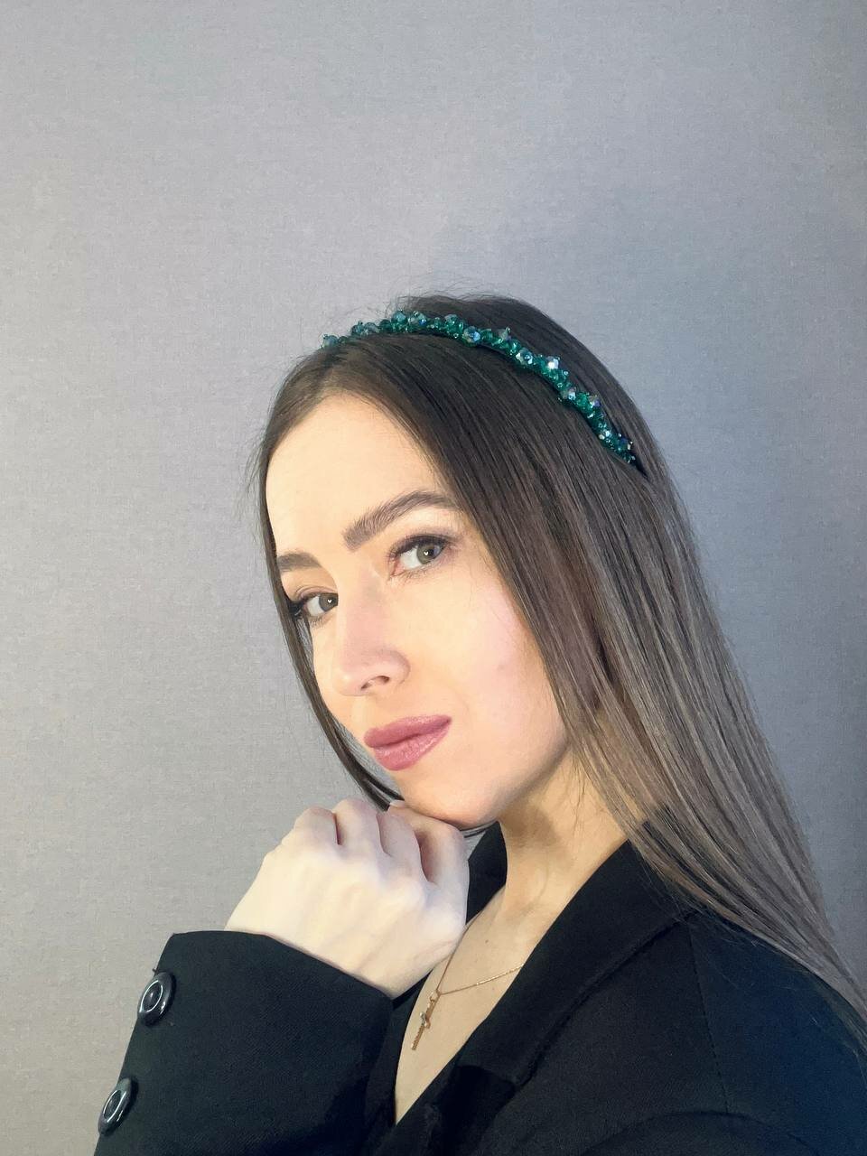 Ободок с хрустальными бусинами