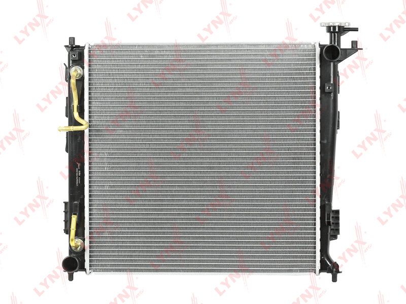 Радиатор охлаждения паяный AT для Kia Sportage 10-, Hyundai IX35 10- 1.7CRDi, 2.0CRDi / арт. RB2303 / бренд LYNXauto / OEM LRc 081Y0