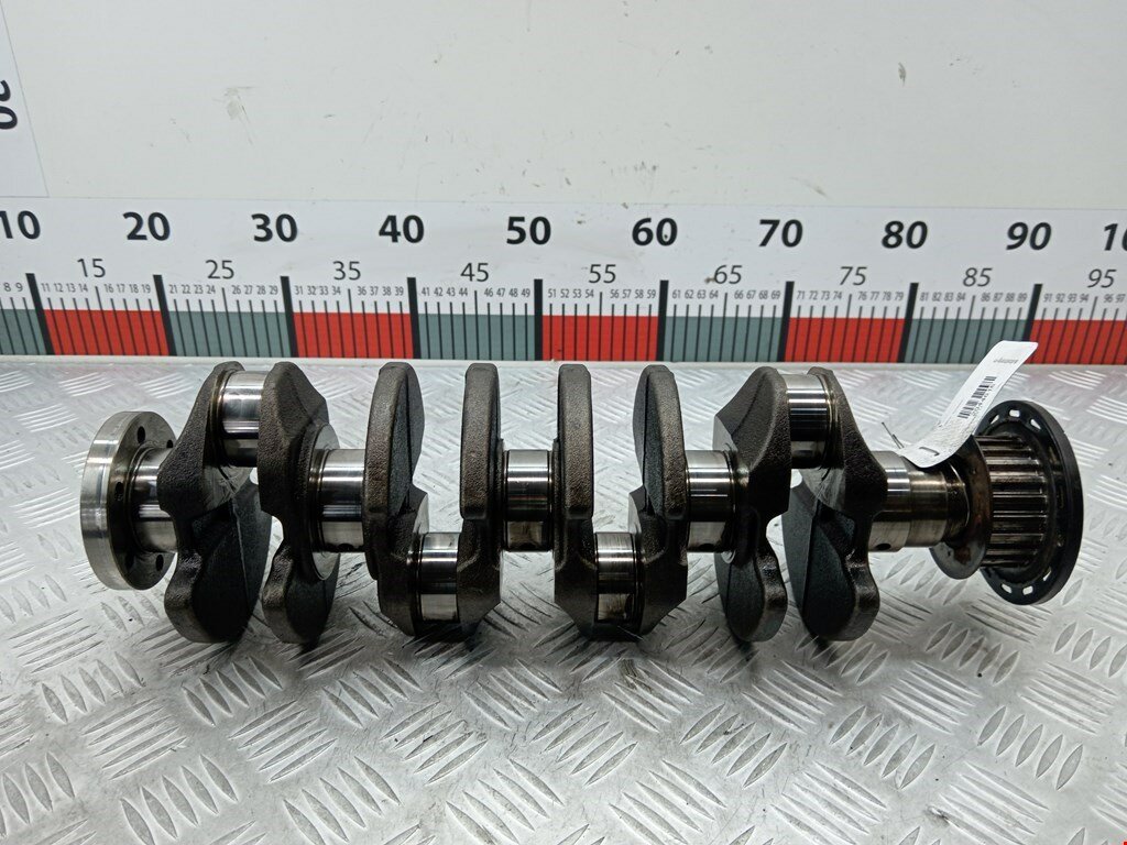 Коленвал (вал коленчатый) Ford Fiesta 6 арт. 2044616