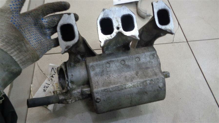 Коллектор впускной от Renault Scenic 1 1996-2003