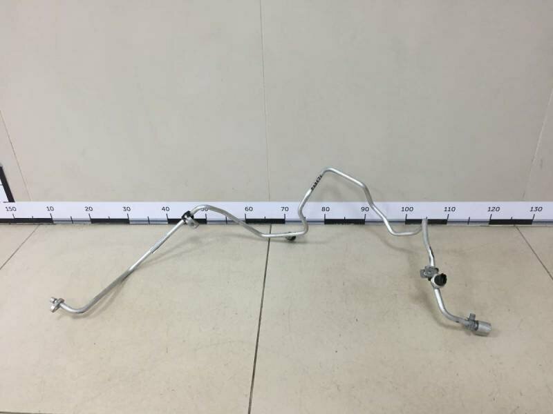 Трубка кондиционера Renault Duster 2012 кат.номер: 924403267R