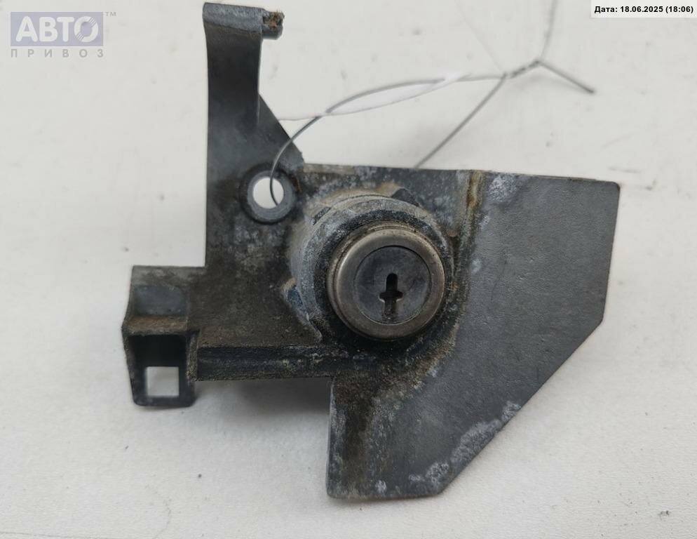 Личинка замка Citroen Berlingo (2003-2007)