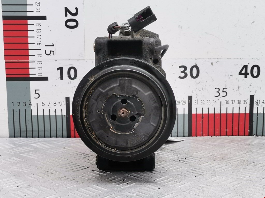Компрессор кондиционера Audi A4 B7 8E0260805AK арт. 1920693
