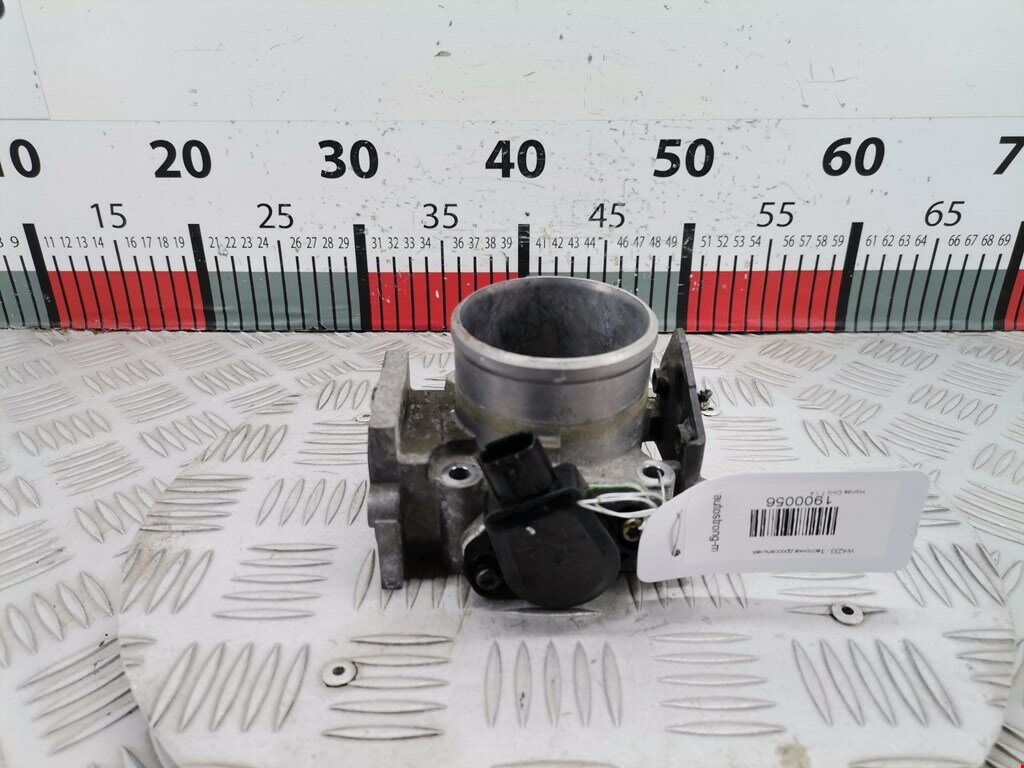 Заслонка дроссельная Honda Civic 7 16400PLCJ01 арт. 1900056