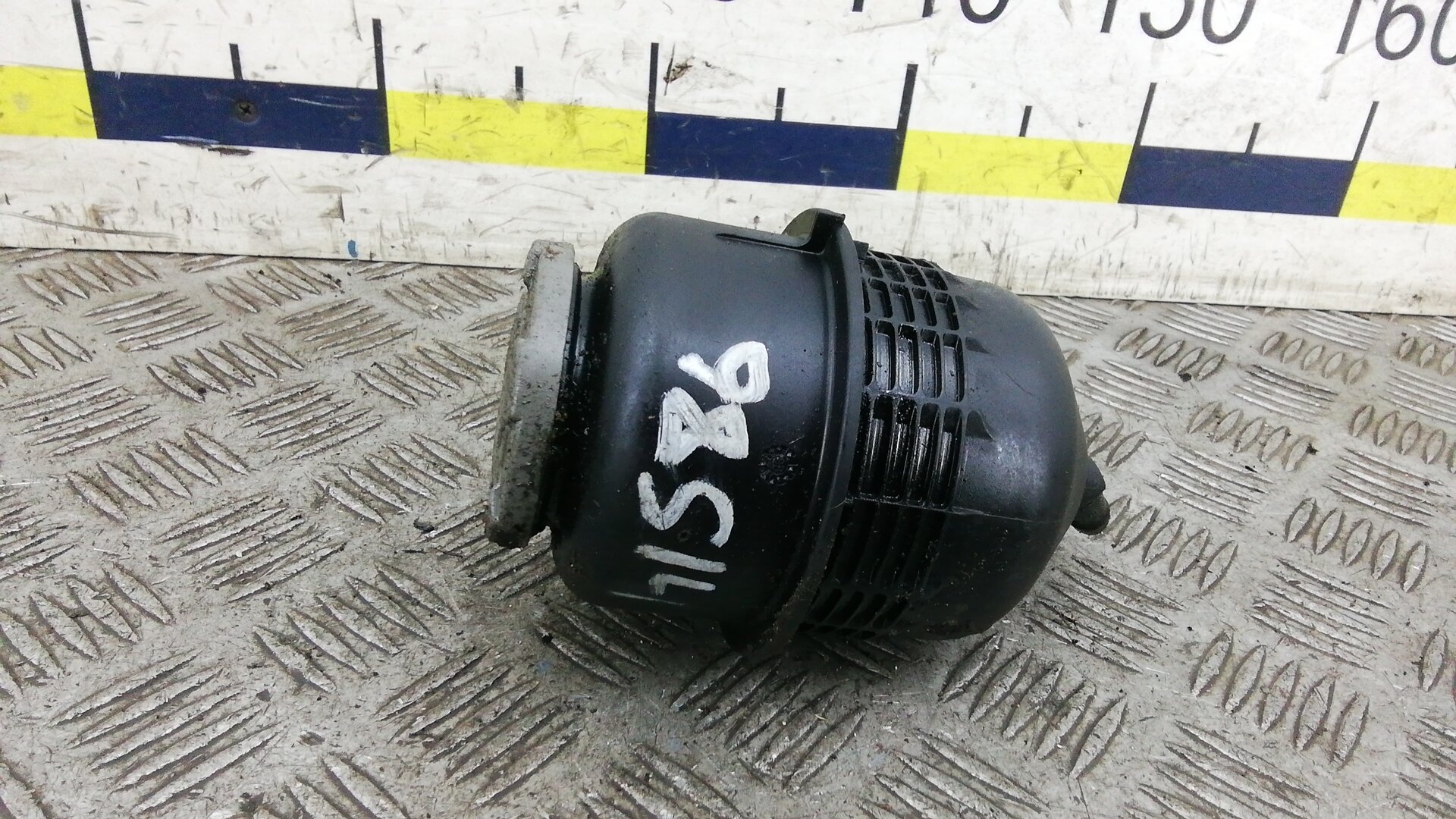 Бачок ГУ AUDI A4 B8, Номер 4F0422371D