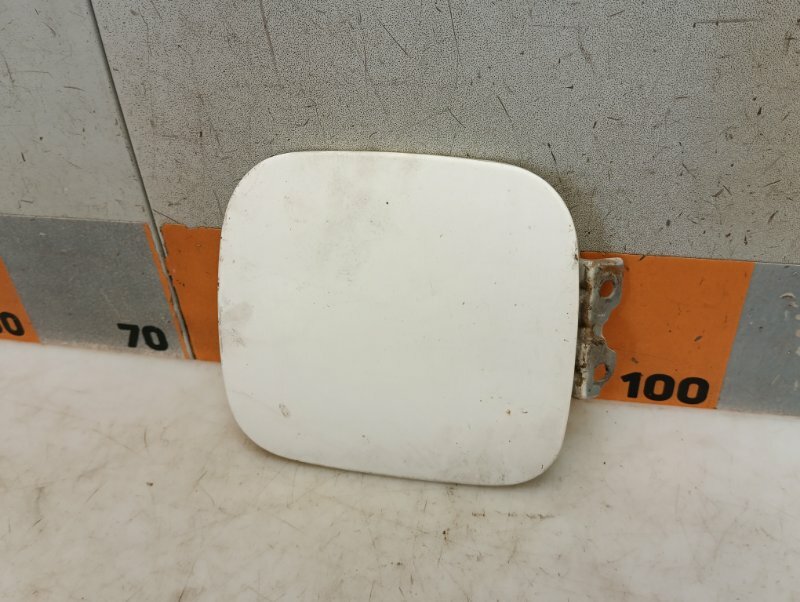 Б/У лючок топливного бака, Протон Персона Лючок бензобака Proton Persona 1999 C9 330684 PROTON арт. 330684