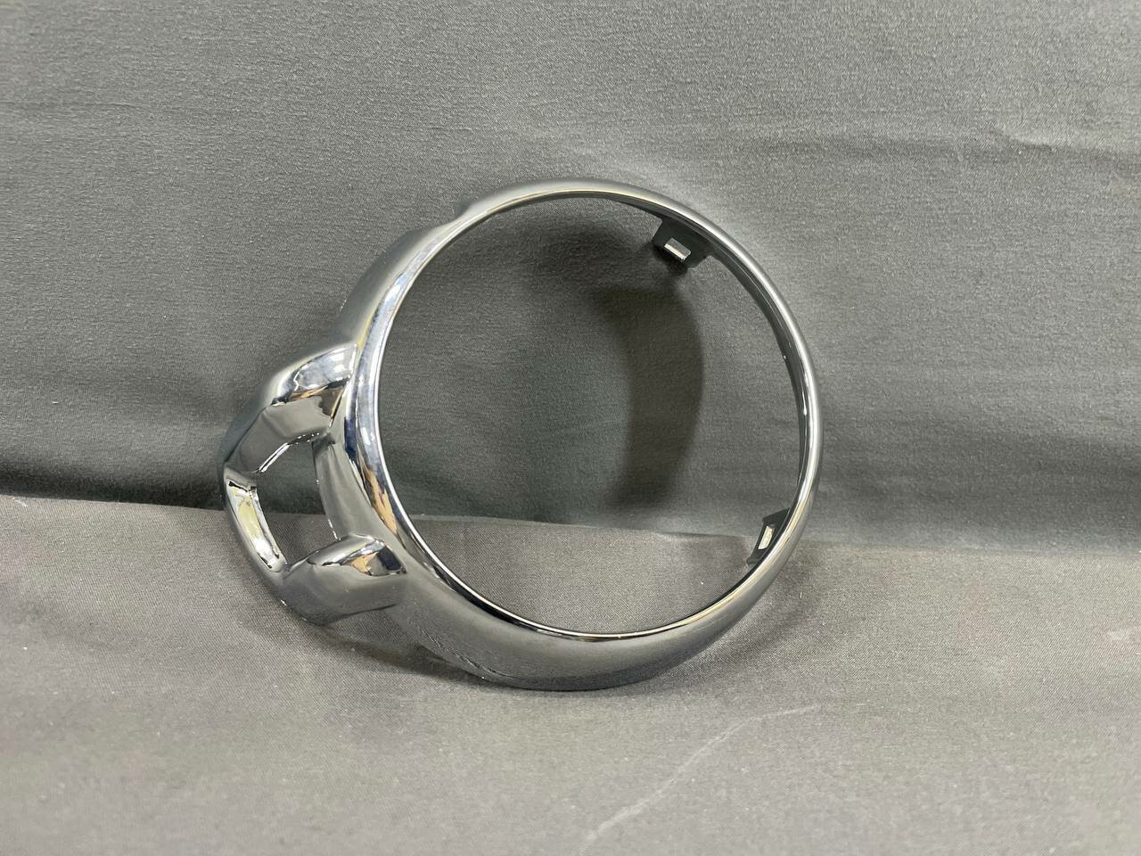 Накладка бампера Mitsubishi