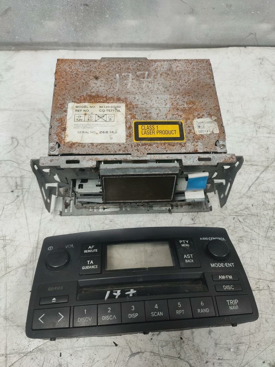 Магнитола Toyota Corolla 873067D