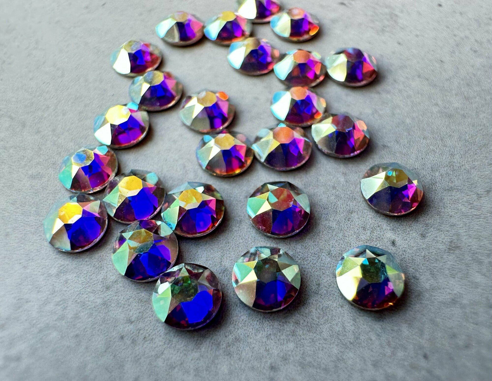 Swarovski AB стразы 12ss (25шт) Горячая фиксация.