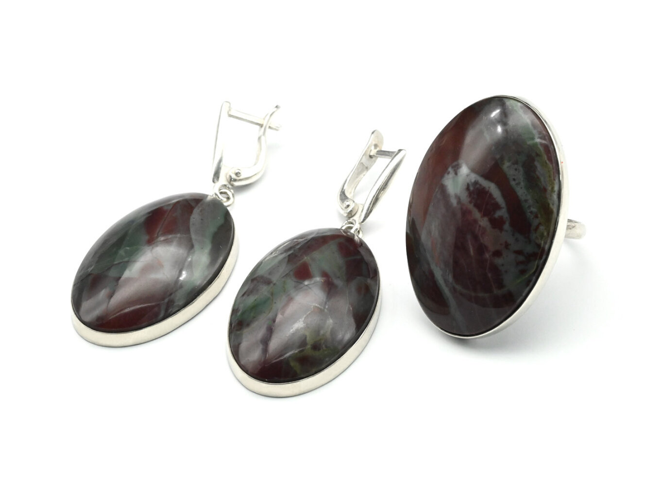 Комплект бижутерии: серьги, кольцо, яшма