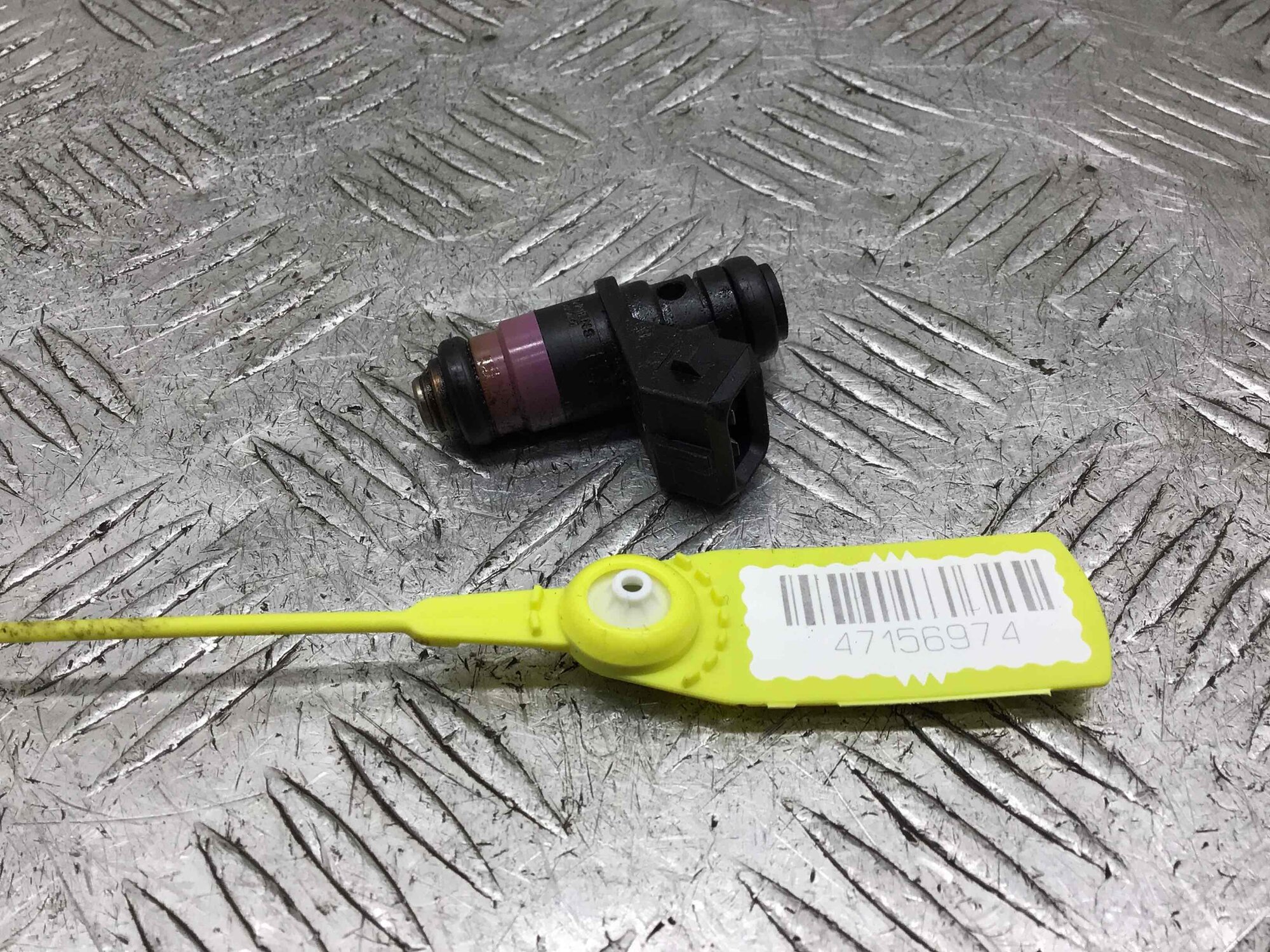 Б/У Форсунка Renault Megane 2 поколение [рестайлинг] (2006-2009) 2008 г.