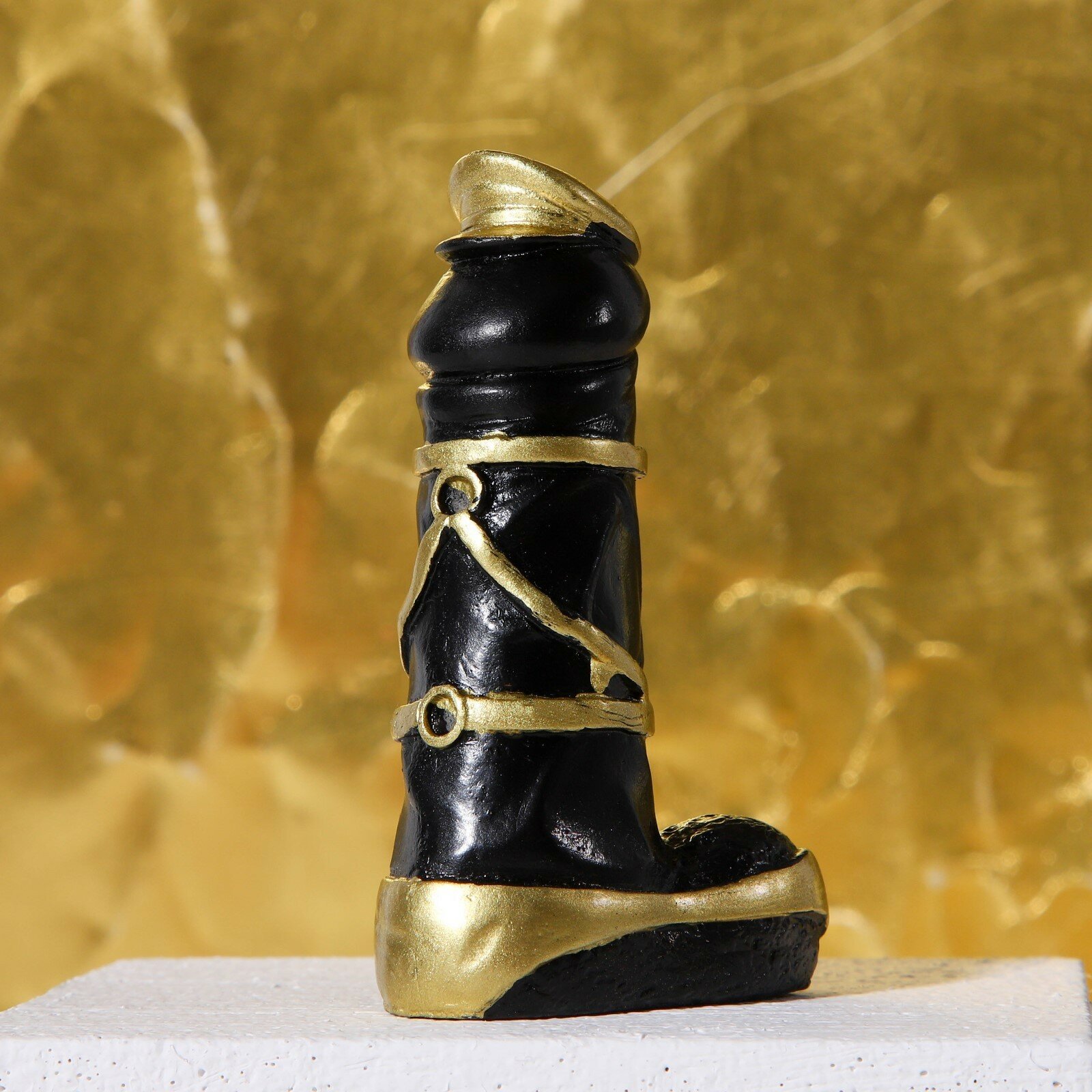 Фигура сувенир «Эскорт», 18+, 4.2×8 см