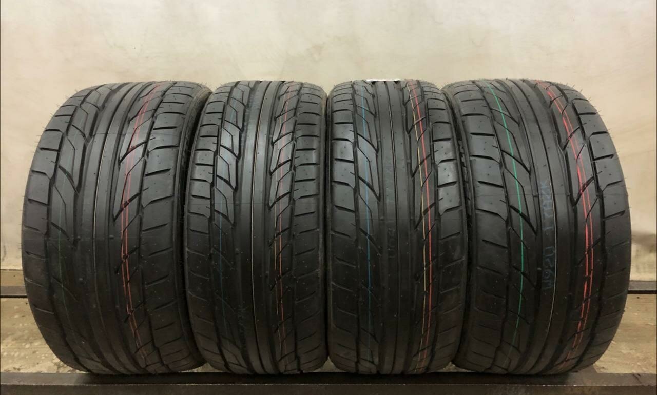 Nitto NT555 G2 275/30 R19 & 245/35 R19 без пробега Шины Летние