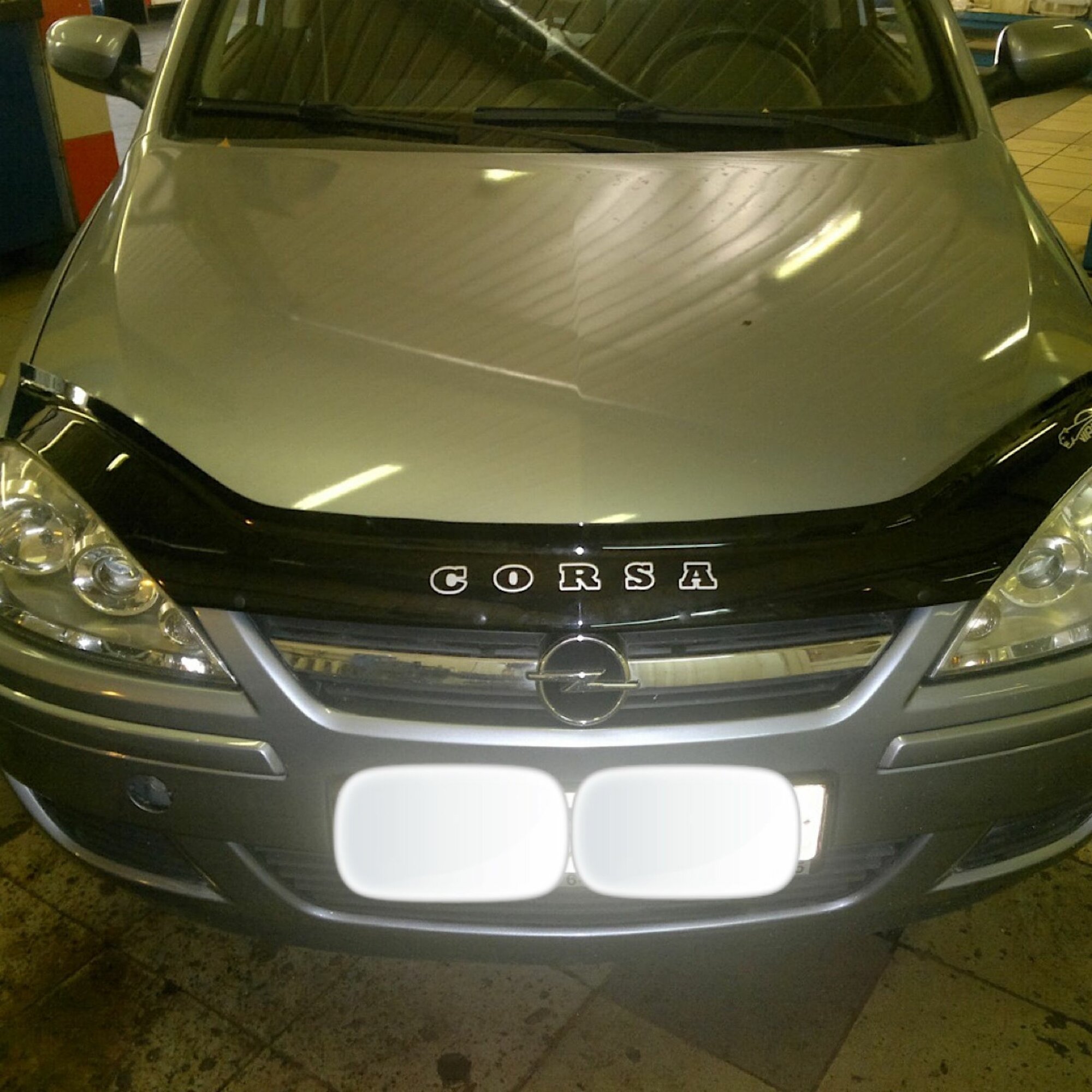 Дефлектор капота OPEL CORSA C (2000-2006) /мухобойка на капот Опель Корса с