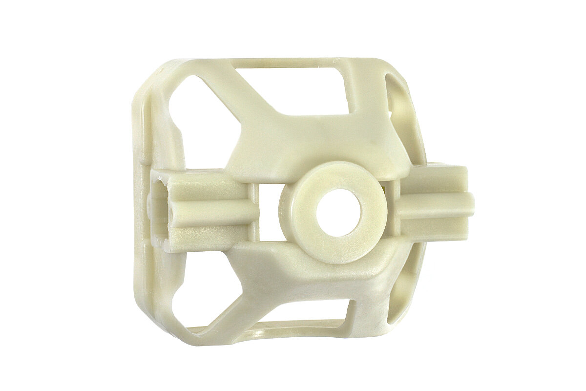 Крышка коллектора подходит для электропилы CHAMPION 318-16