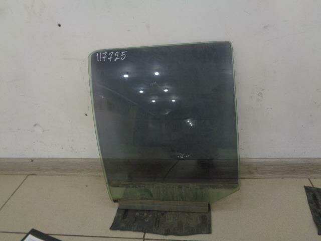 Стекло двери задней левой от Chevrolet Blazer S15 1995-2005