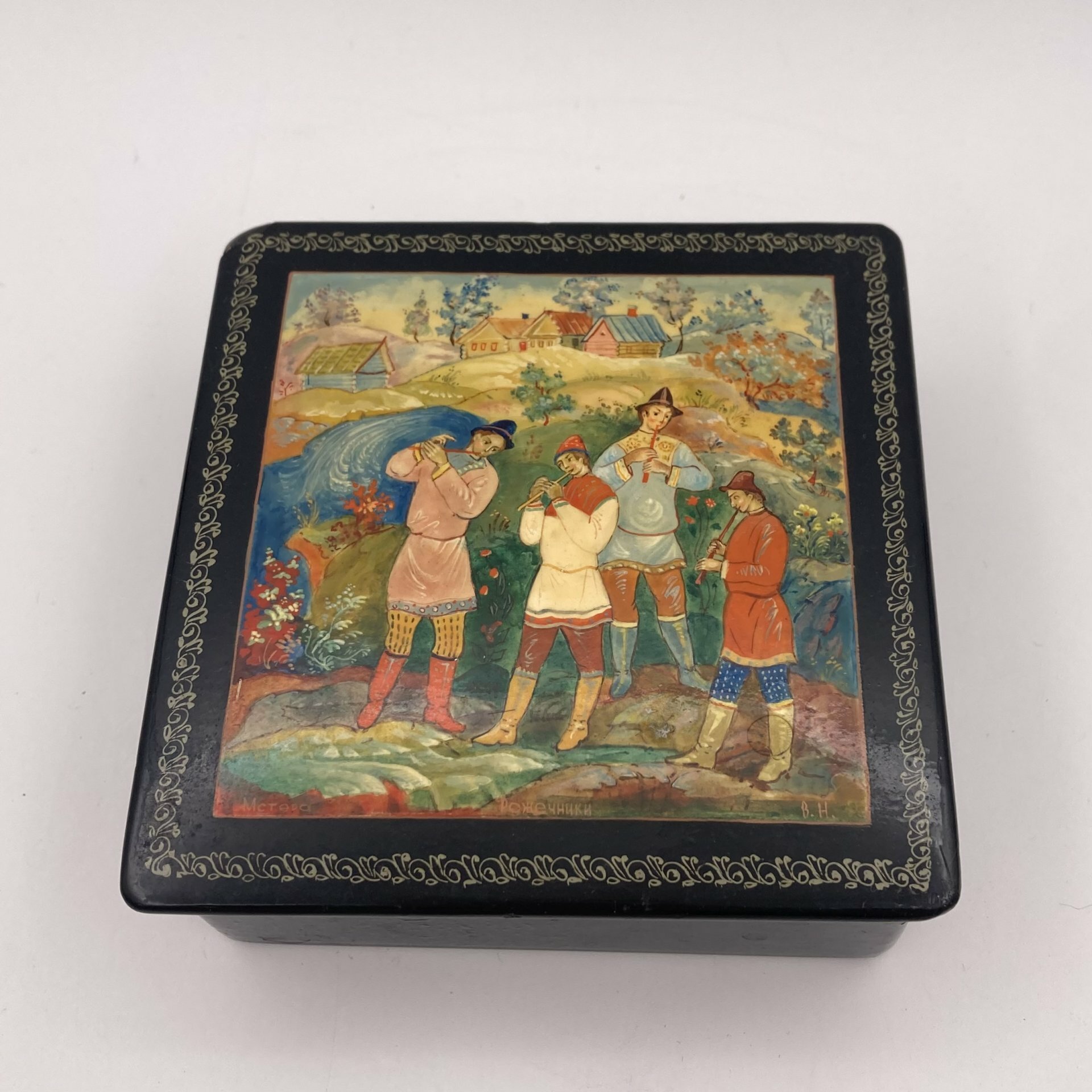 Шкатулка с лаковой миниатюрой на верхней крышке "Рожечники", Мстёра, папье-маше