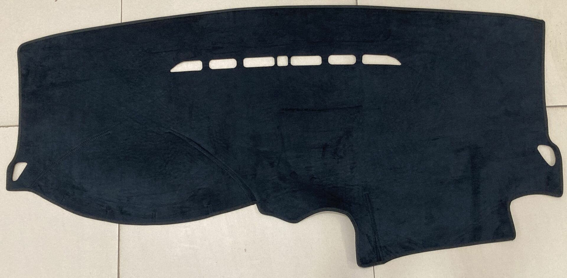 Накидка на приборную панель